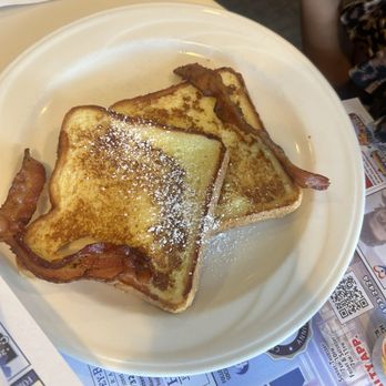 BLUE SWAN DINER - Updated January 2026 - 83 Photos & 185 Reviews - 2116 ...