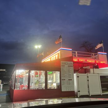 BURGER CITY - Updated January 2025 - 416 Photos & 392 Reviews - 1900A ...