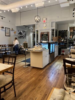 PHILIPPE FRENCH BISTRO - Updated December 2025 - 128 Photos & 152 ...