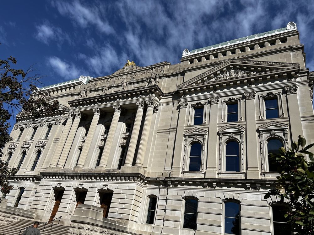 INDIANA STATE LIBRARY - Updated June 2024 - 54 Photos & 15 Reviews ...