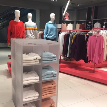 SIMONS - Updated December 2025 - 30 Photos & 45 Reviews - 8882 170 ...