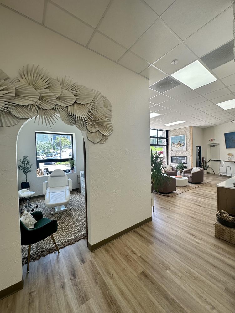 DEW AESTHETICS & WELLNESS - Updated October 2025 - 11 Photos - 2734 ...