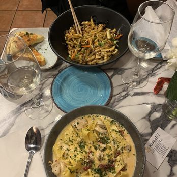 LADY R BISTRO - Updated December 2025 - 302 Photos & 186 Reviews ...