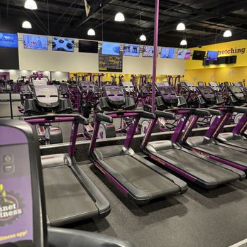 Planet Fitness Updated April 2026 54 Photos And 36 Reviews 1010 E