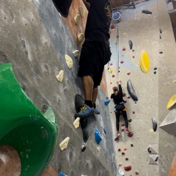 TOP OUT CLIMBING - Updated January 2026 - 131 Photos & 159 Reviews ...