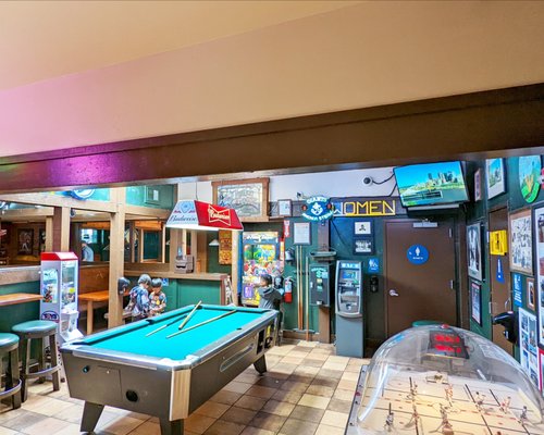 DUTCH GOOSE - 338 Photos & 786 Reviews - 3567 Alameda De Las Pulgas ...