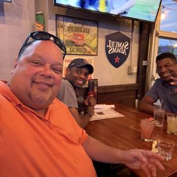 THIRSTY MOOSE TAPHOUSE - EXETER - Updated September 2025 - 48 Photos ...