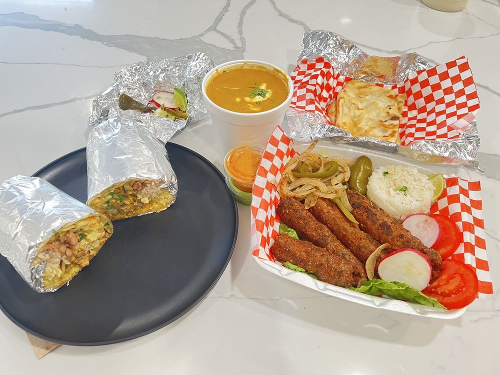 SIZZLIN’ MASALA - 82 Photos & 53 Reviews - 3230 Dale Rd, Modesto ...