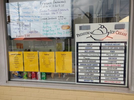 WILLY’S ICE CREAM SHOP - Updated September 2025 - 3700 Pricetown Rd ...