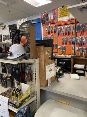 GRAYBAR - Updated August 2025 - 16 Photos - 2270 Hoonee Pl, Honolulu ...