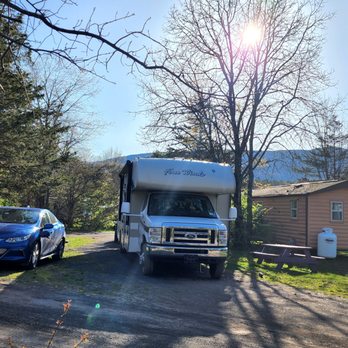 BROOKSIDE CAMPGROUNDS - Updated October 2025 - 40 Photos & 23 Reviews - 4952 Rt 32, Catskill ...