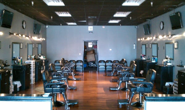 UPPERCUT’S BARBER SHOP - Updated January 2026 - 1951 Staring Ln, Baton ...