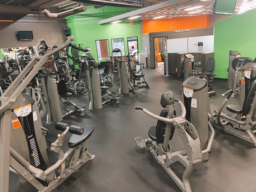 1OAK HEALTH CLUB - Updated May 2024 - 32 Photos & 51 Reviews - 1275 E F ...