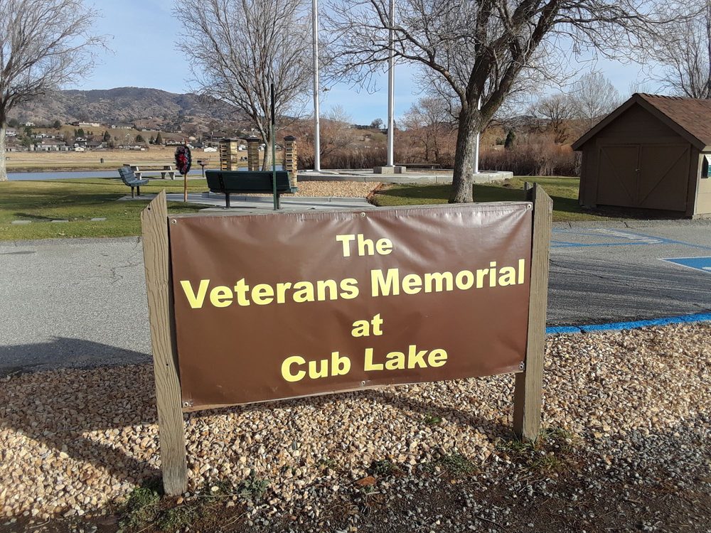 VETERANS MEMORIAL AT CUB LAKE - 19 Photos - Bear Valley Rd, Tehachapi ...