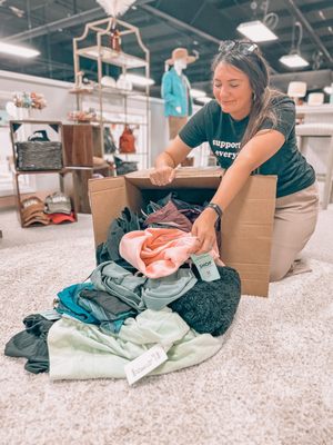 PETERSONS’ CONSIGNING DESIGN - Updated June 2024 - 224 Photos & 23 ...