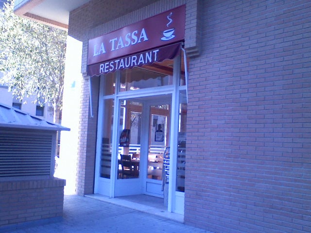 LA TASSA - Updated June 2025 - Carrer de la Costera, 2, Valencia, Spain ...