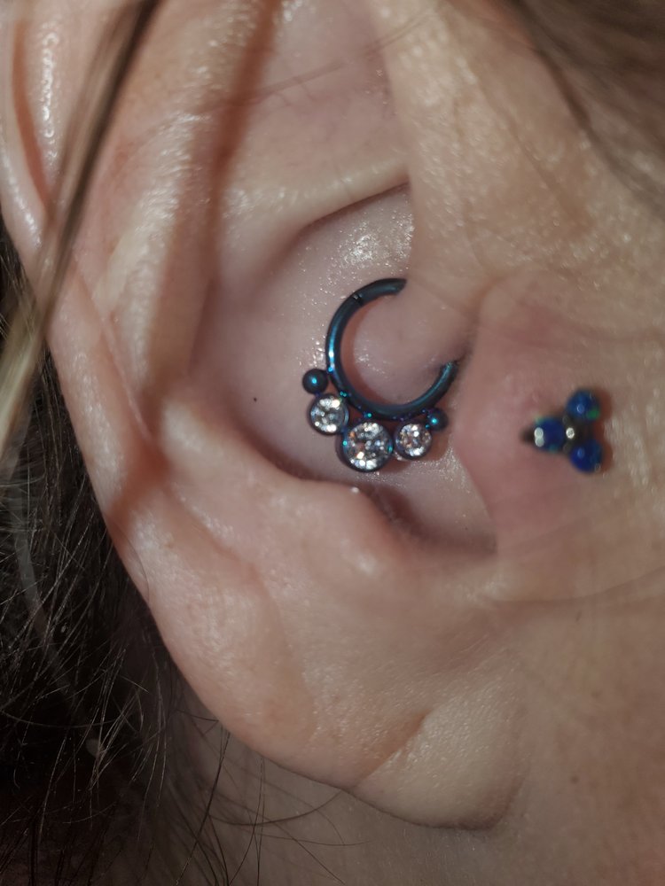 FINDERS KEEPERS BODY PIERCINGS - 37 Photos & 64 Reviews - Piercing ...