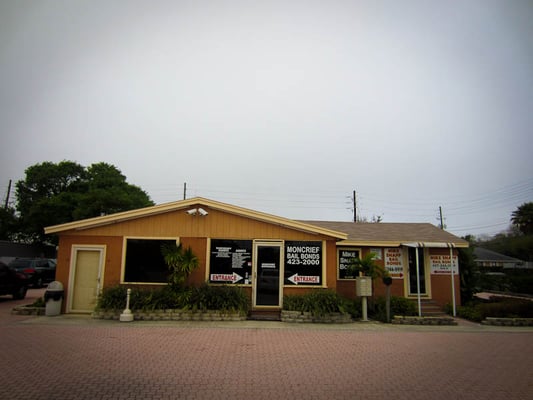 MONCRIEF BAIL BONDS - Updated October 2025 - 3910 S John Young Pkwy ...