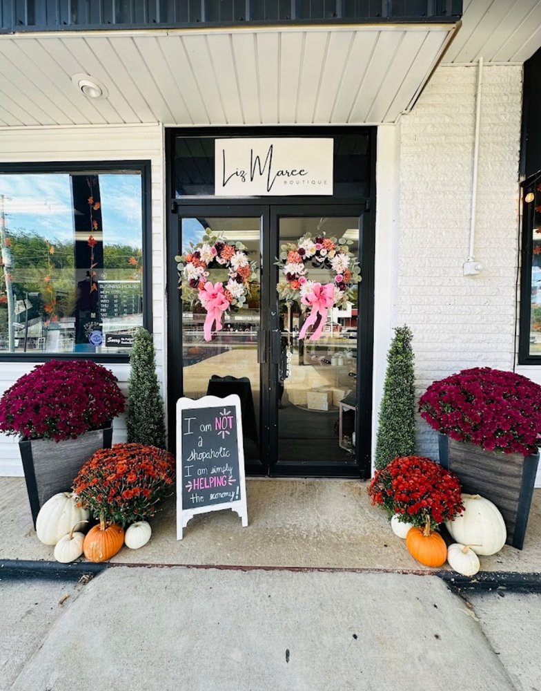 LIZ MAREE BOUTIQUE - Updated December 2024 - 801 Mammoth Cave Rd, Cave ...