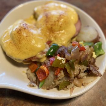 HUCKLEBERRY’S: BREAKFAST & LUNCH - Updated June 2024 - 242 Photos & 109 ...