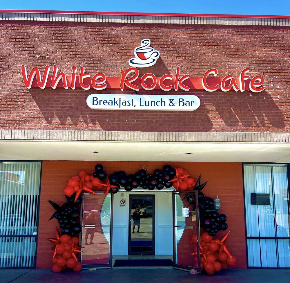 WHITE ROCK CAFE - Updated September 2024 - 34 Photos & 24 Reviews ...