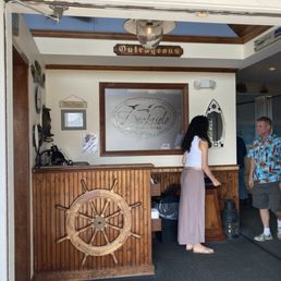 DOCKSIDE SEAFOOD & GRILLE - Updated December 2025 - 194 Photos & 239 ...