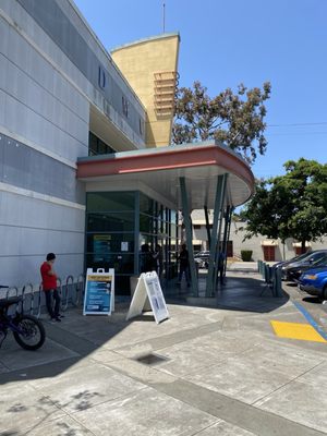 OAKLAND DMV OFFICE - Updated November 2025 - 136 Photos & 623 Reviews ...