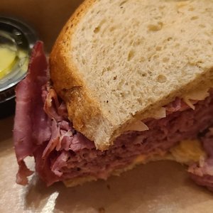 THE CORNED BEEF HIDEOUT - 14 Photos & 18 Reviews - 175 Highpoint Dr ...