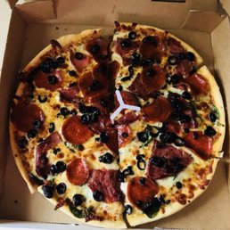 JIM’S RAZORBACK PIZZA - Updated July 2024 - 70 Photos & 87 Reviews ...