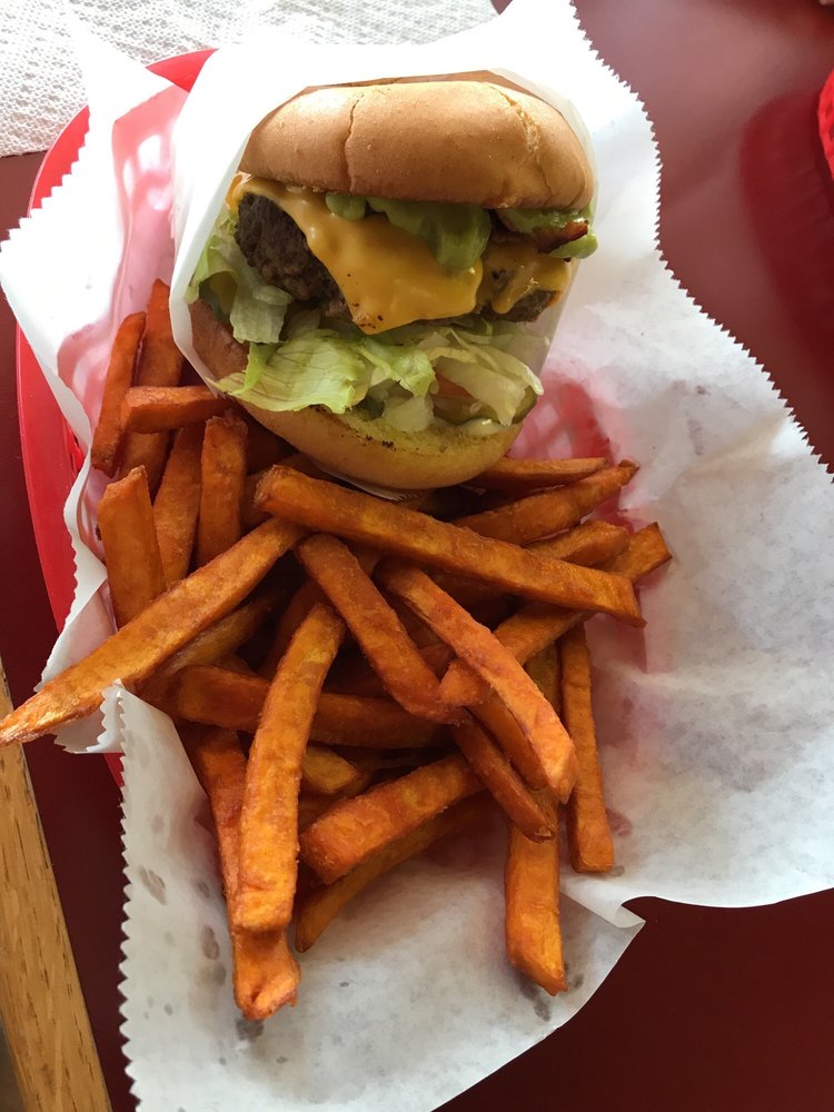 HIDEOUT BURGERS - 45 Photos & 91 Reviews - Burgers - 1601 S 9th St ...