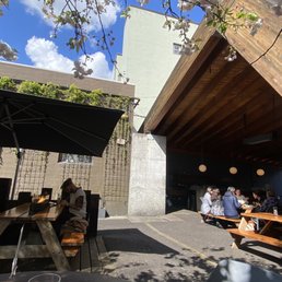 RONTOMS - Updated June 2025 - 259 Photos & 521 Reviews - 600 E Burnside ...