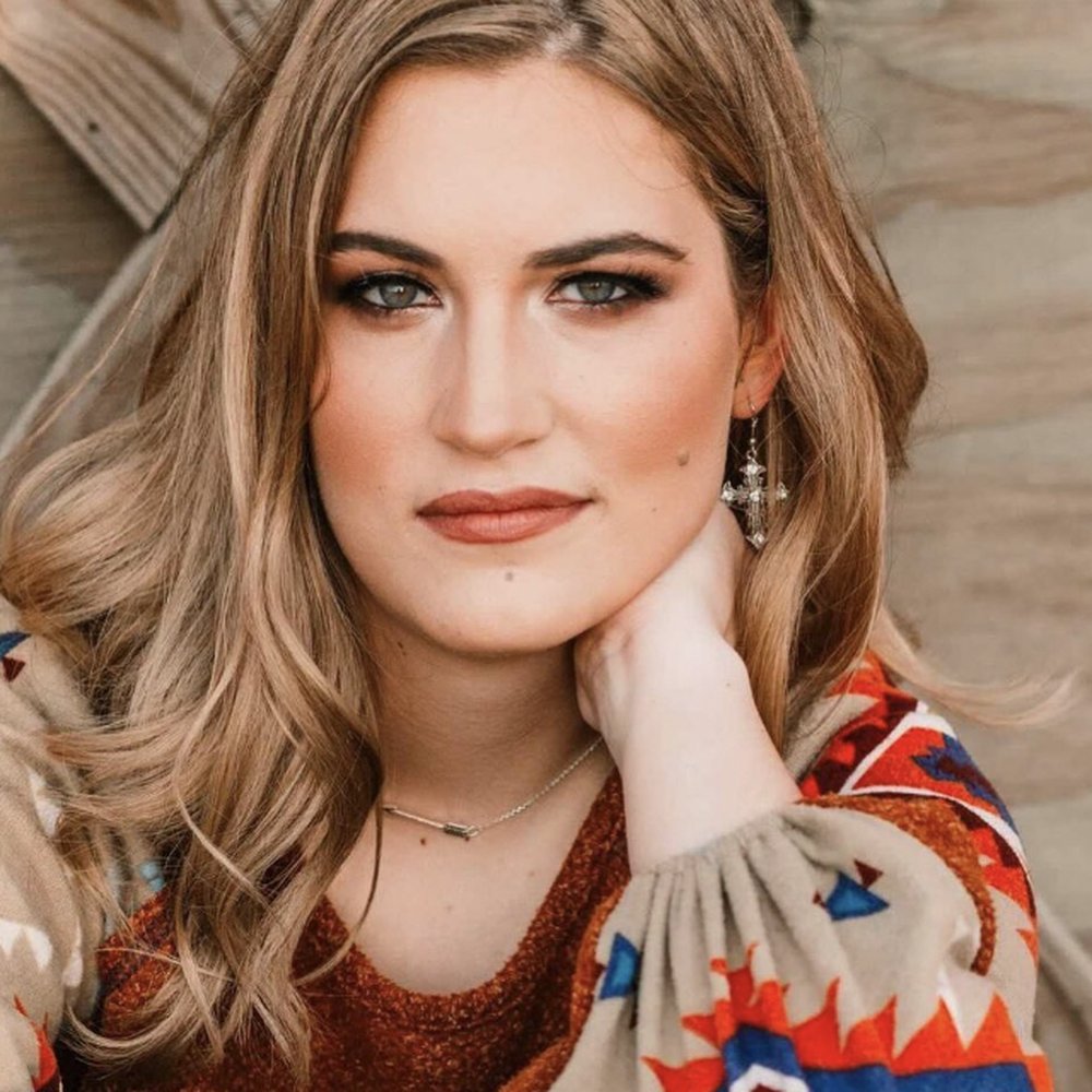 Lisa Keeton's Instagram, Twitter & Facebook on IDCrawl