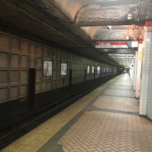 BROADWAY STATION - MBTA - RED LINE - 13 Photos & 18 Reviews ...