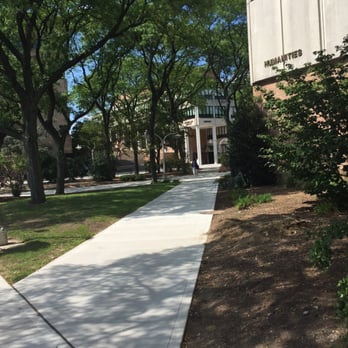 QUEENSBOROUGH COMMUNITY COLLEGE - Updated October 2025 - 69 Photos & 49 ...