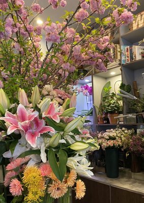 SHU’S FLOWERS - Updated September 2025 - 167 Photos & 69 Reviews - 179 ...