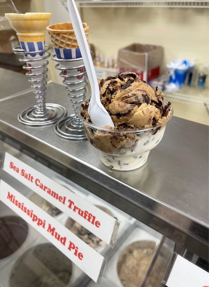 GHELFI’S CANDIES AND ICE CREAM OF CAPE COD - Updated December 2025 - 31 ...