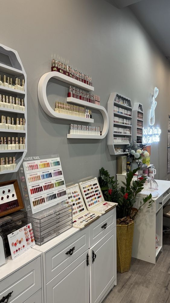 UMI NAILS - Updated December 2025 - 44 Photos & 13 Reviews - 136-76 ...