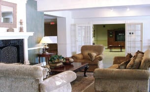 2100 MEMORIAL - Updated July 2025 - 13 Photos - 2100 Memorial Dr ...