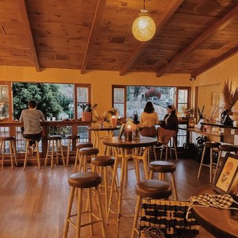 BAR FLORES - Updated September 2024 - 451 Photos & 405 Reviews - 1542 ...