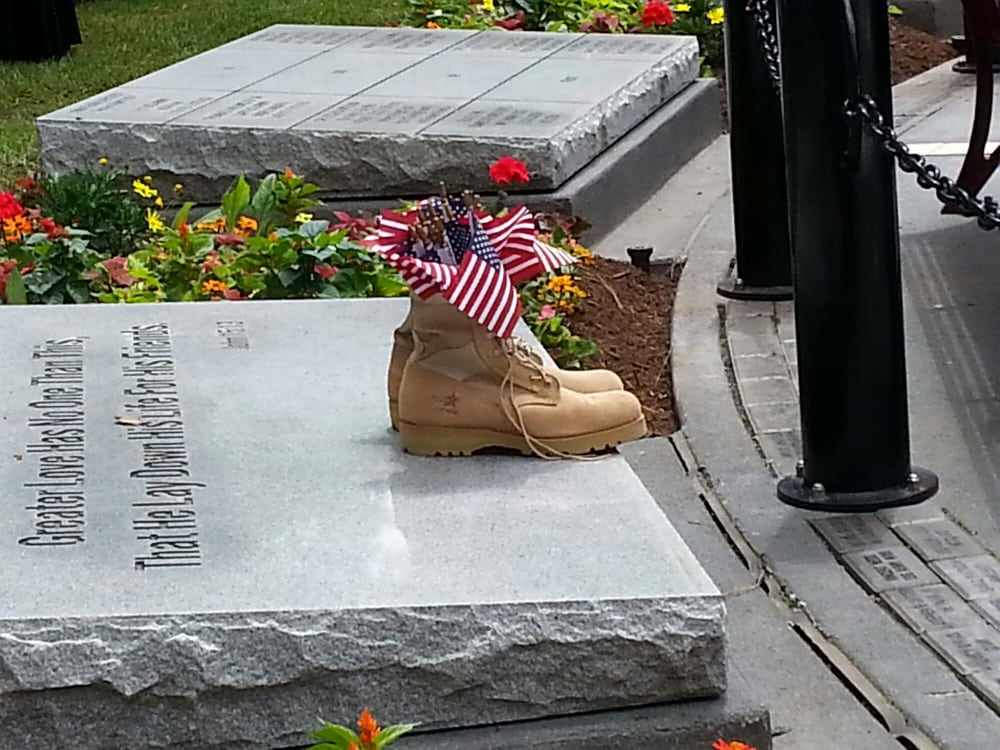 FALLEN WARRIORS MEMORIAL - Updated July 2025 - 13703 Vintage Centre Dr ...