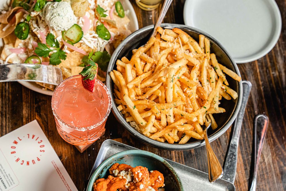 PUNCH BOWL SOCIAL - Updated 05/2025 - 738 Photos & 703 Reviews - 4238 ...