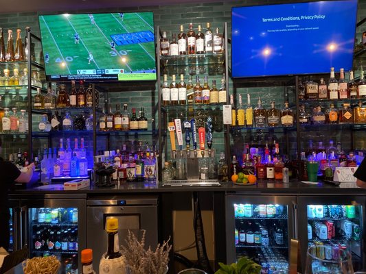 TIN CUP GRILL - 47 Photos & 29 Reviews - 450 Vision Dr, Cumming ...