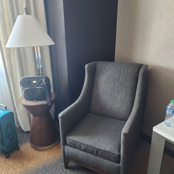 DOUBLETREE BY HILTON HOTEL READING - Updated May 2024 - 247 Photos ...