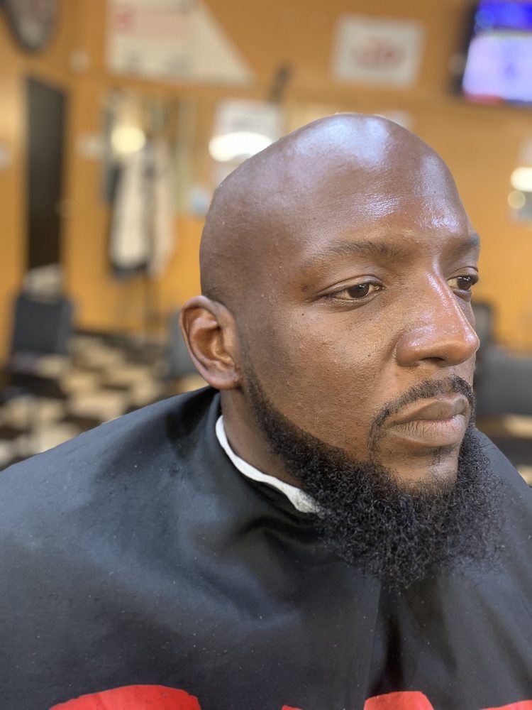 BEAUTIFUL BARBERING BABE - Updated August 2025 - 15 Photos - 4831 1st ...