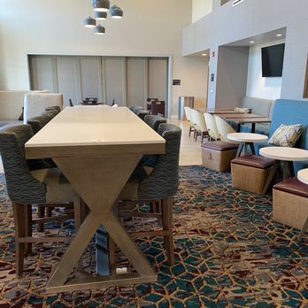 HAMPTON INN & SUITES SANTA MARIA - Updated December 2025 - 221 Photos ...