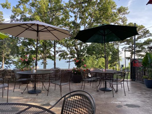 JANSSEN’S LAKEFRONT RESTAURANT - Updated August 2024 - 33 Photos & 95 ...