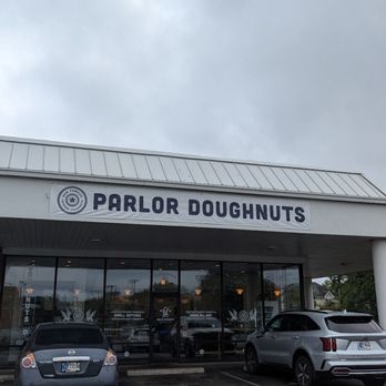 PARLOR DOUGHNUTS - Updated November 2024 - 228 Photos & 95 Reviews ...