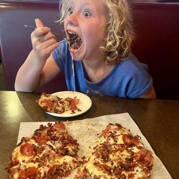 JIM’S PIZZA BOX - Updated December 2025 - 49 Photos & 89 Reviews - 10 N ...