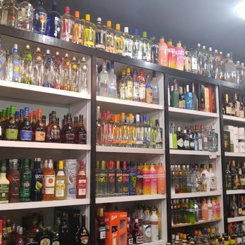 PIGTOWN WINES, BEER & LIQUOR - Updated October 2025 - 35 Photos & 31 ...