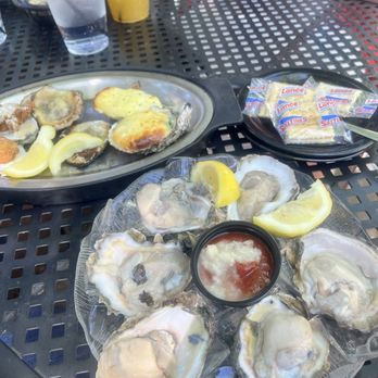 STEAMHOUSE LOUNGE - Updated June 2024 - 1300 Photos & 1037 Reviews ...